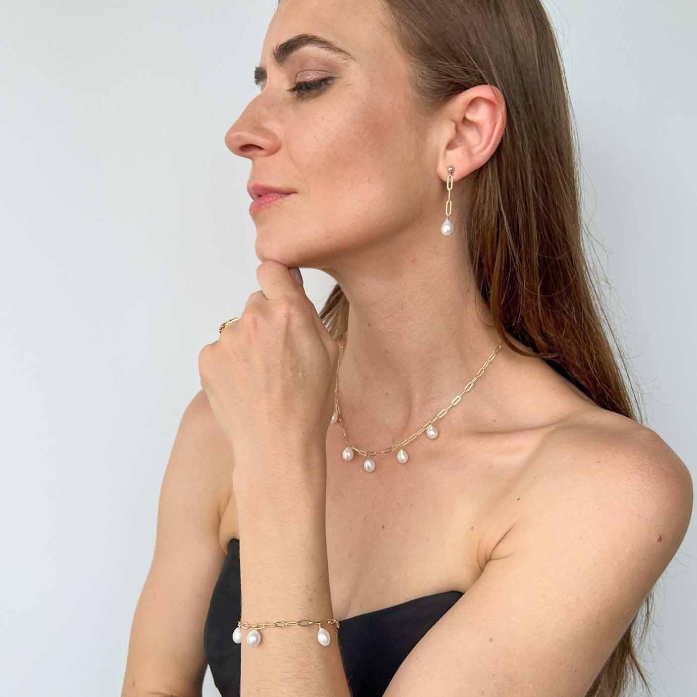 Vivara Collection – Austin Down to Earth